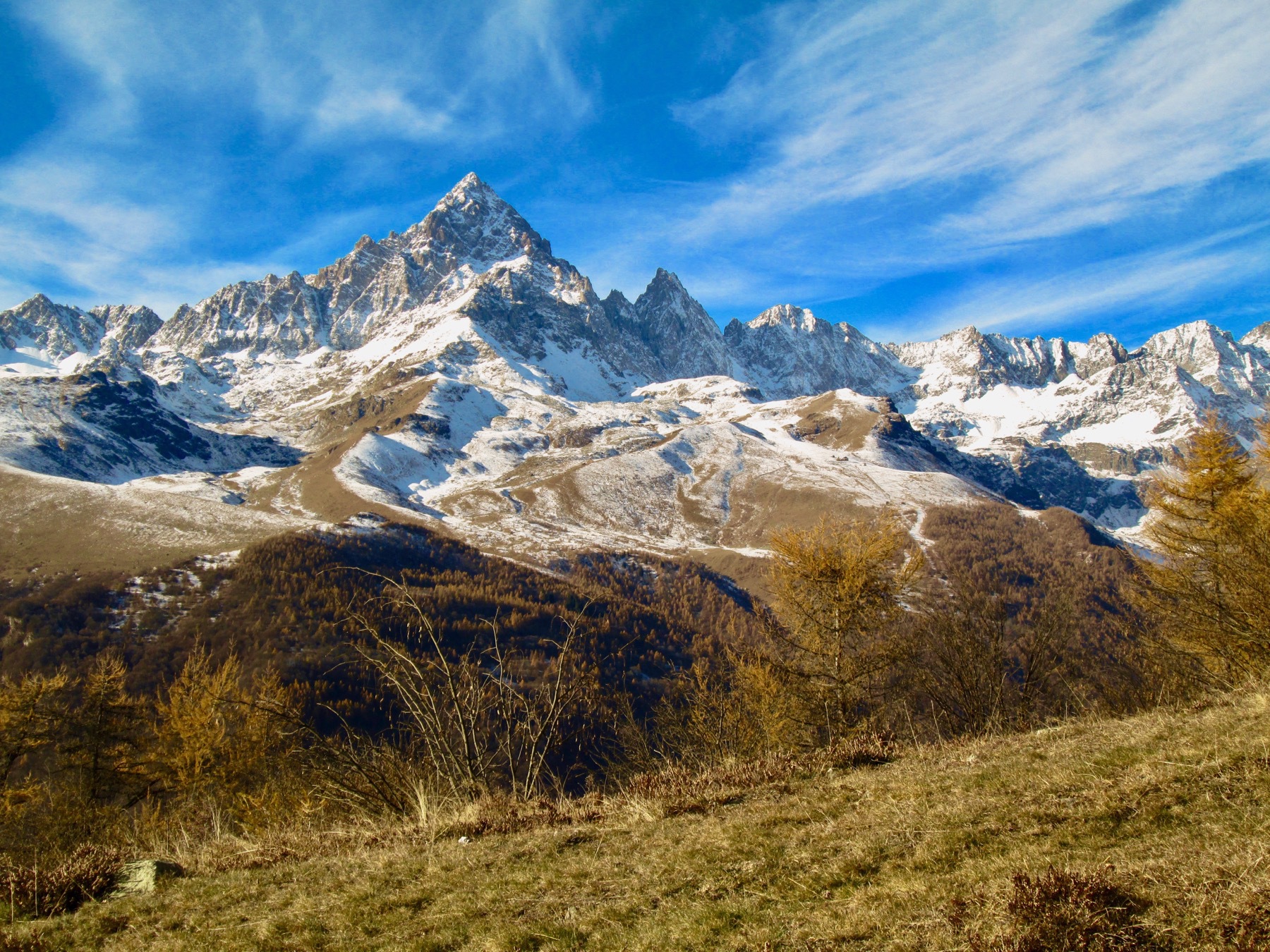 Tour del Monviso, 4 giorni di trekking tra Italia e Francia alla ...